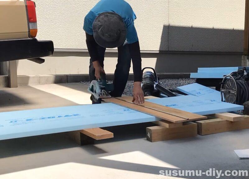 【ひとりde小屋づくり】＃5 大引き・根太レスで床組みします！スタイロフォームで床断熱！ ～すすむDIY - susumu-DIY