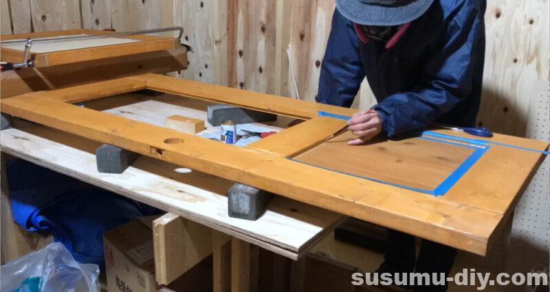 【ひとりde小屋づくり】＃12 木製ドア（扉）をツーバイ材・杉板・アクリル板・レバーハンドルで作る ～すすむDIY - susumu-DIY